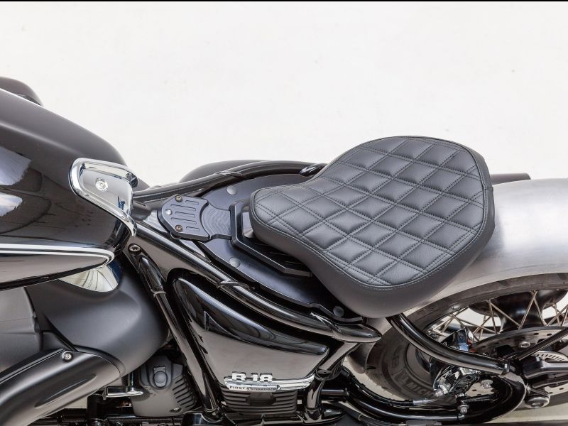 Bobber Seat conversion BMW R18