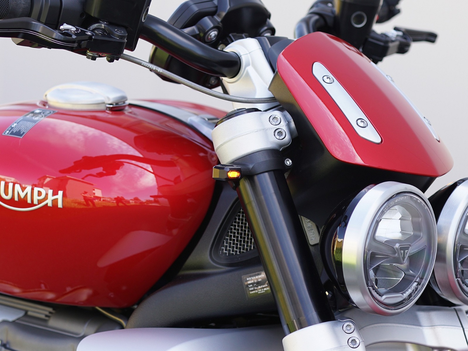 LED Turn Signal Front & Rear, Triumph Rocket 3 R GT